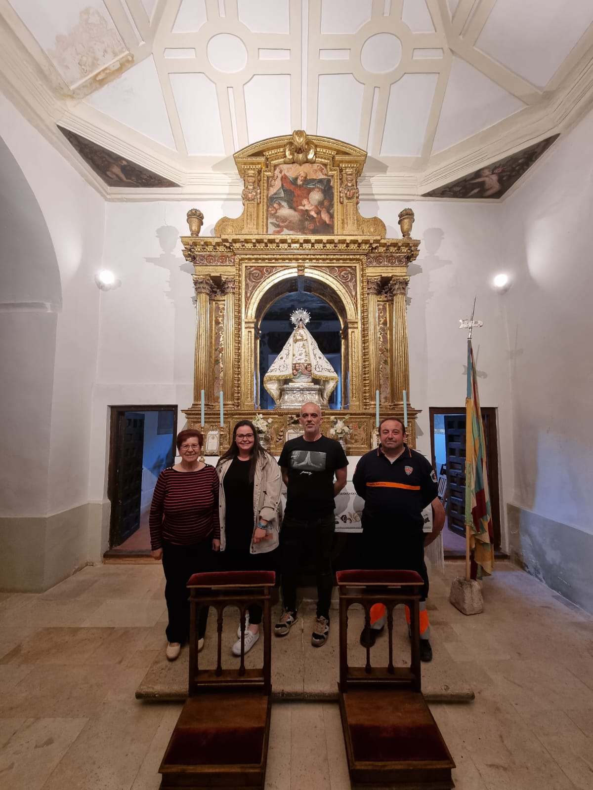 La talla de la Virgen de Alarilla regresa a casa - La Fuente de la Dueña
